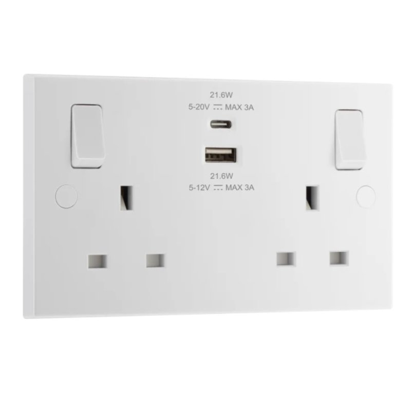 2 Gang Switched Socket USB A+C | Holbury Hardware Stores